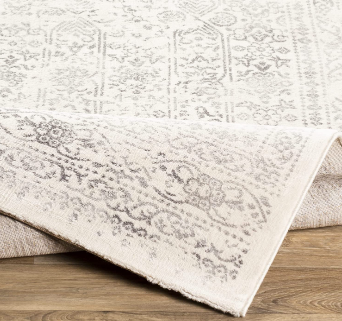 Best Rug For Under Dining Table: Choose From The Top 7