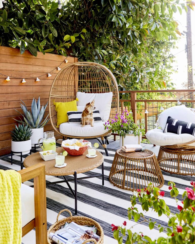 Outdoor Eating Areas: 23 Best Ideas To Set Them Up