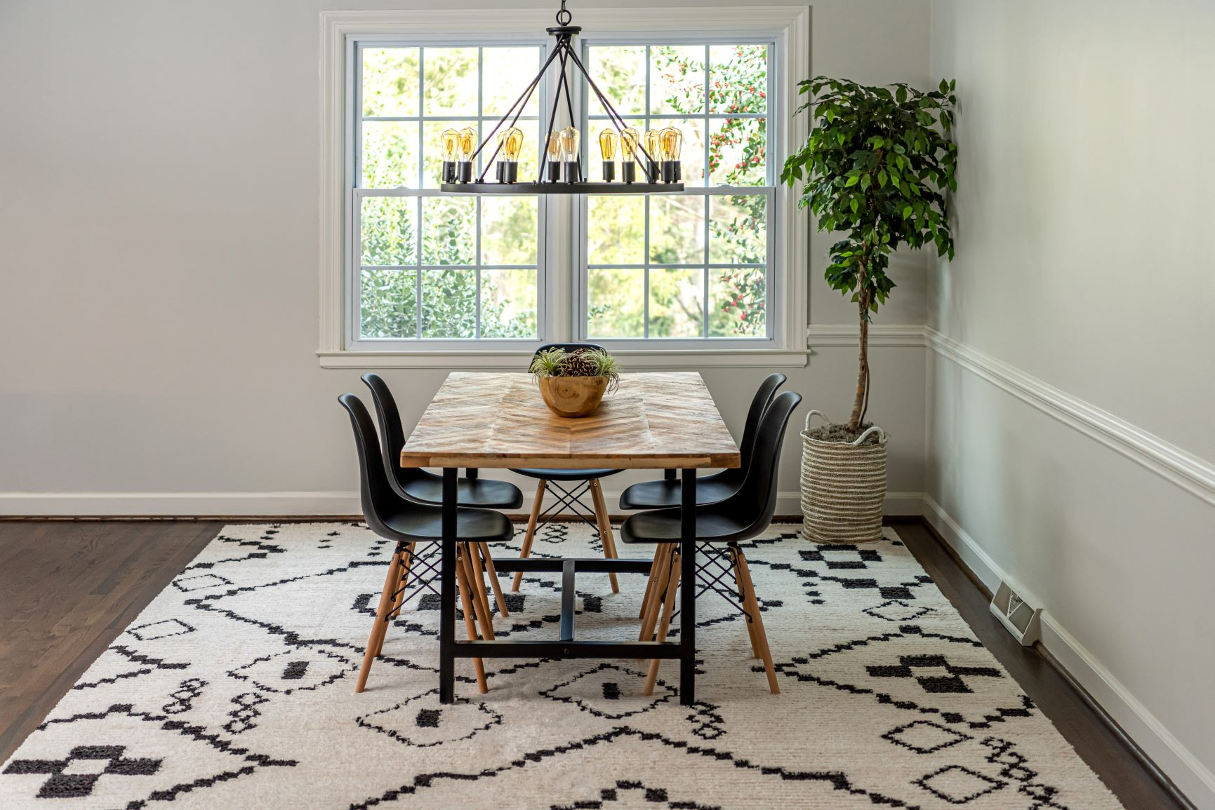How To Choose A Rug Color? Best Guide 2024